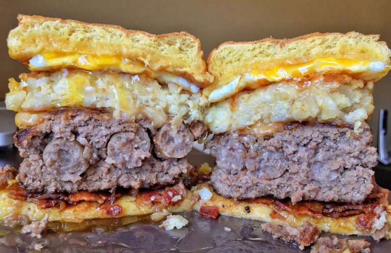 This PACEMAKER Breakfast Burger Has A Burger Patty Stuffed With Maple ...
