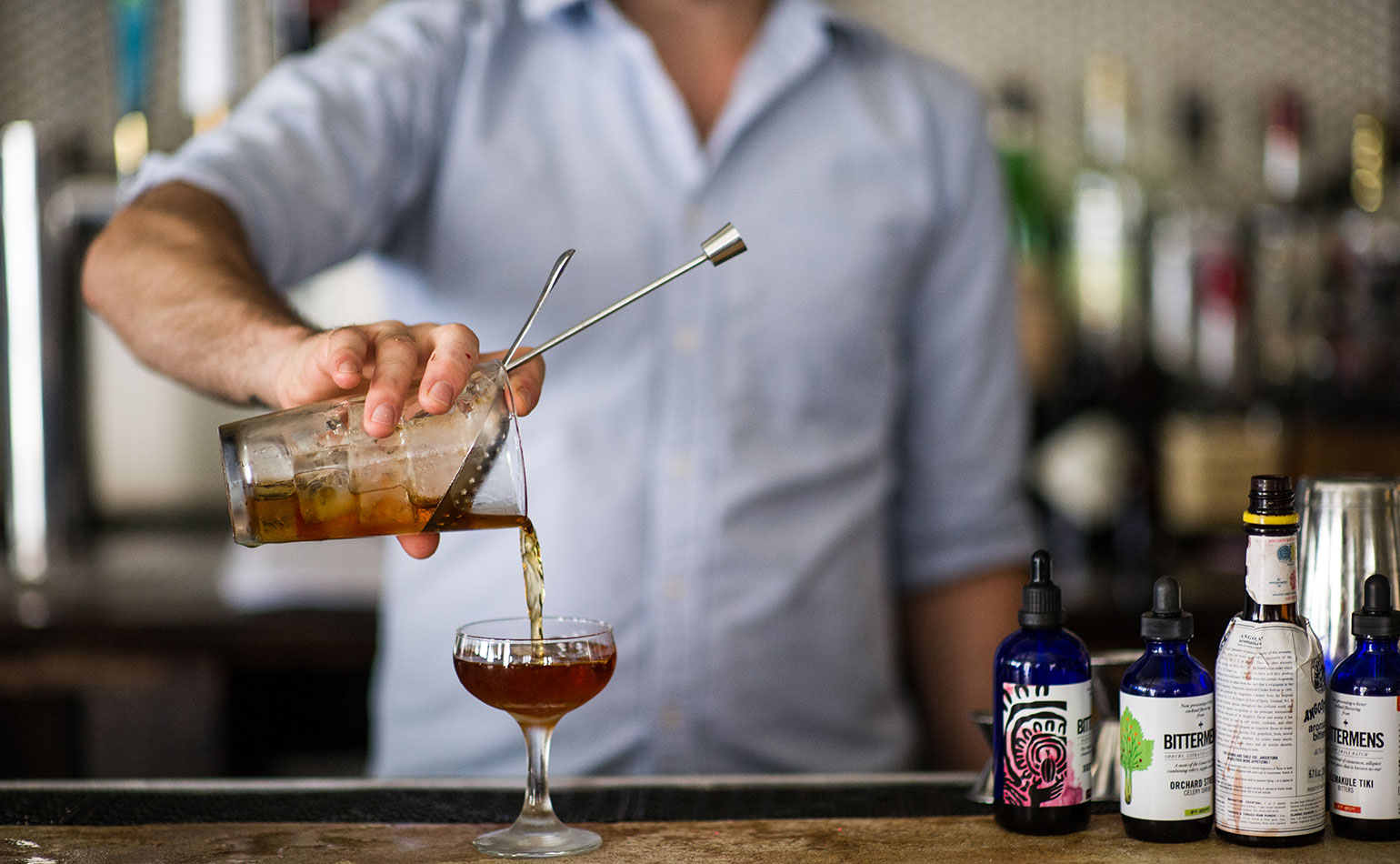 These 4 Types Of Bartenders Are Awful And Completely Ruining Our ...