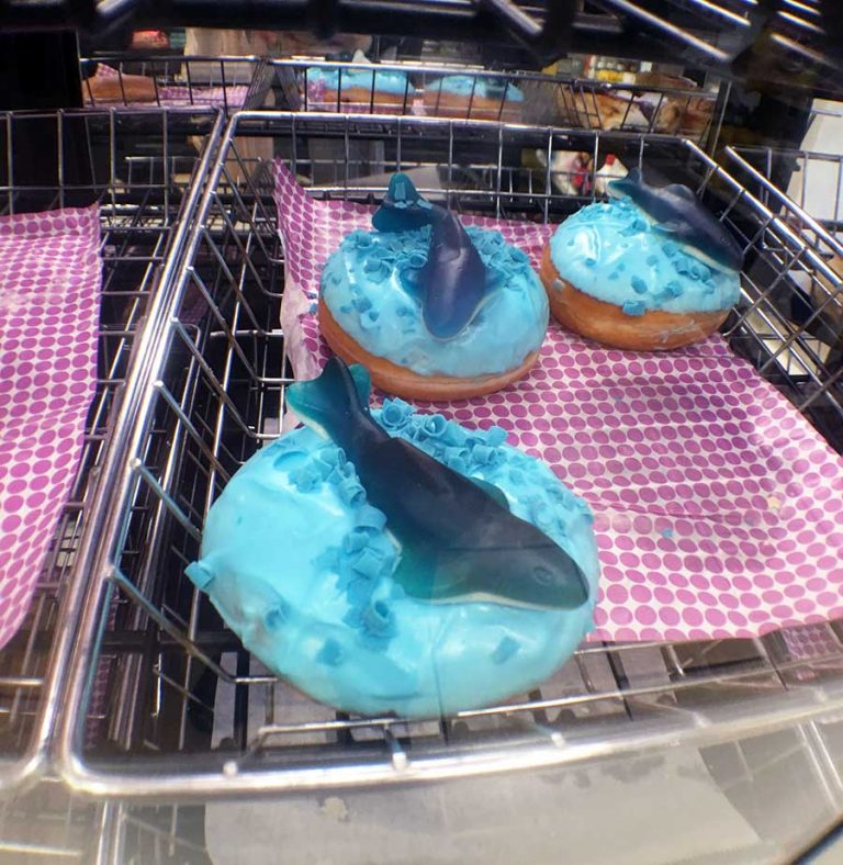 7-Eleven's New Shark Week Donut Is Filled With A Bloody Surprise ...