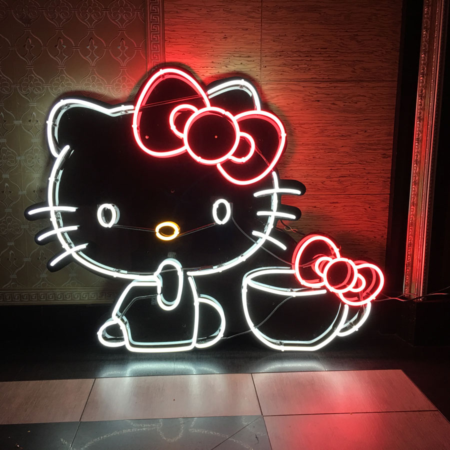 Cuteness Overload: Inside California's First Hello Kitty Cafe - FoodBeast