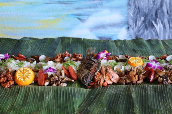 Utensils Not Necessary For This Massive Filipino 'Kamayan' Feast ...