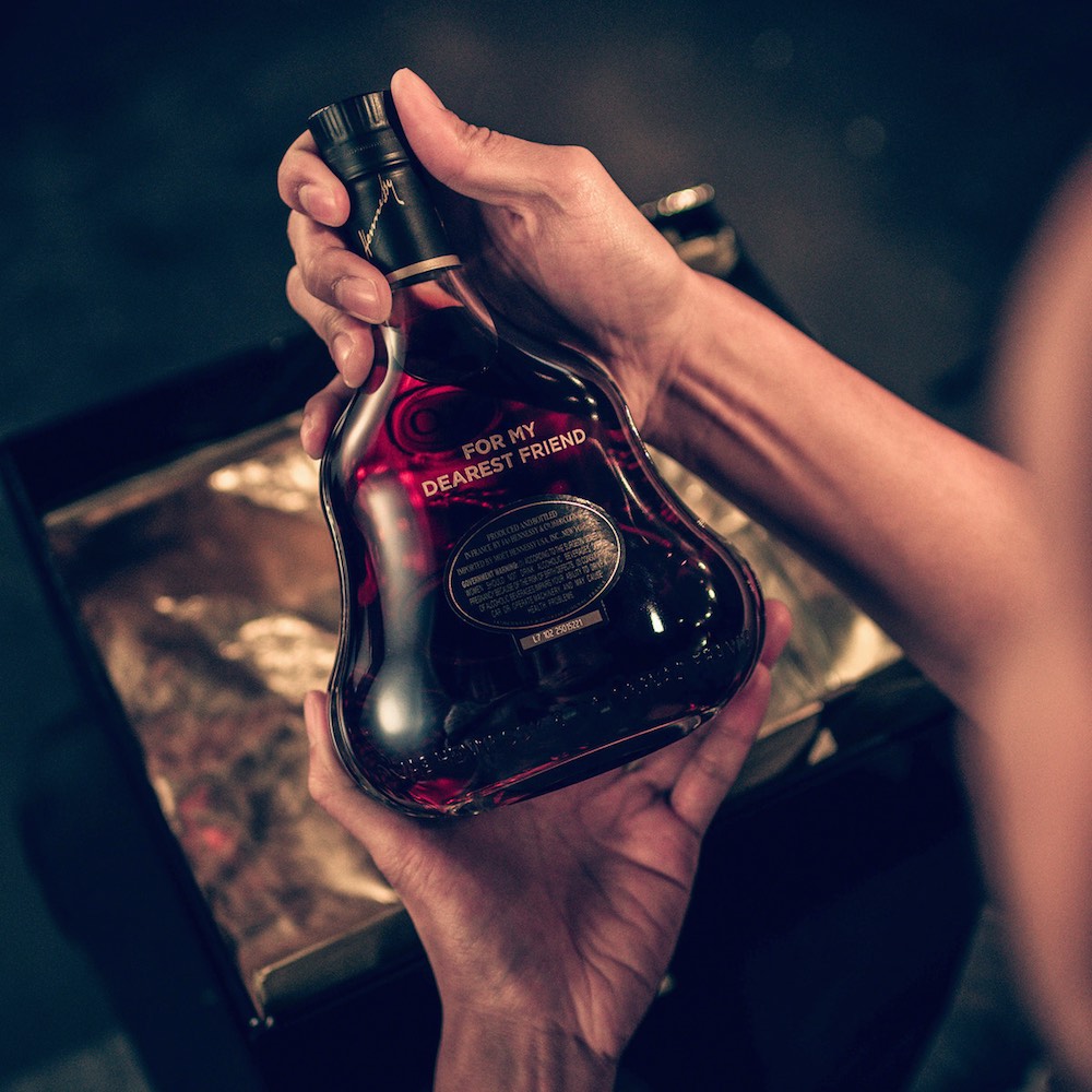 Make A Mark This Holiday With Custom Engraved Hennessy Bottles - Foodbeast