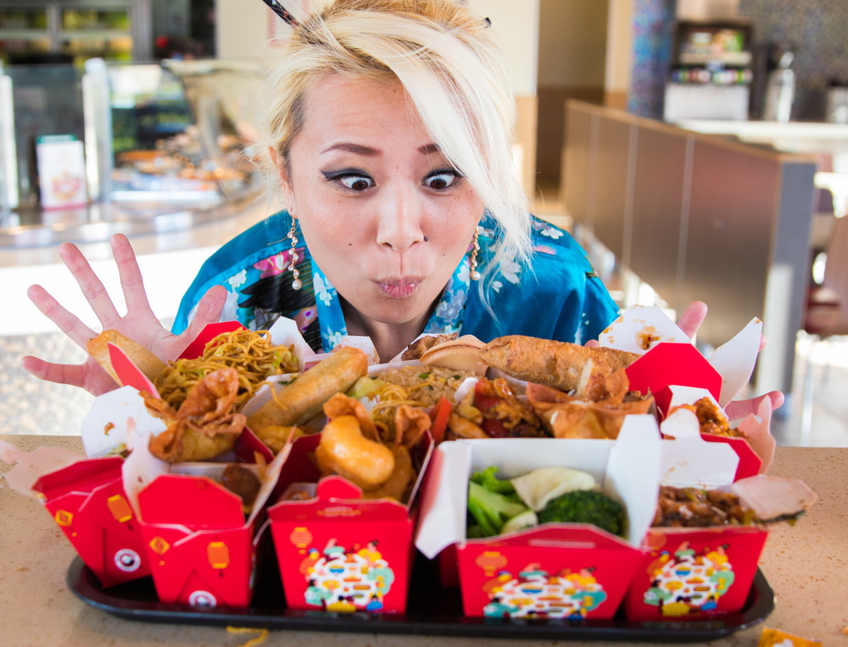 Watch This Record Breaking Competitive Eater Down The Entire Panda ...