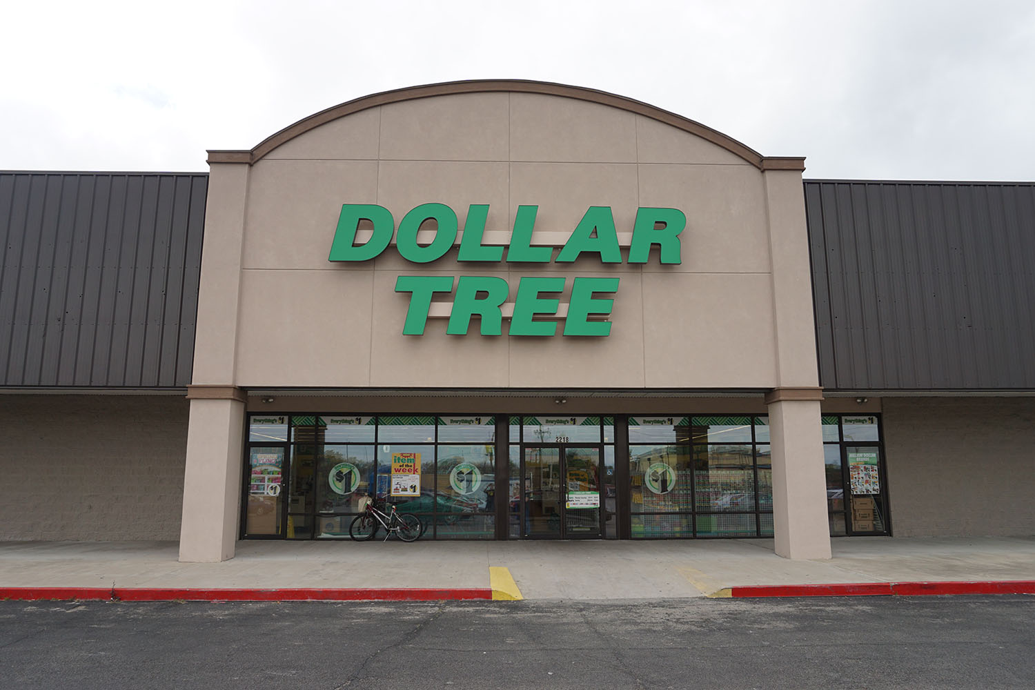 In An Unprecedented Trend, More Than 34,000 Dollar Stores Were Opened ...
