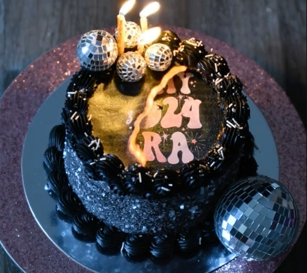 Burn-Away Cakes Are The Latest Dessert Trend Igniting The Internet