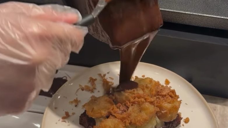 12 Eye-Opening Facts About S'mores - FoodBeast